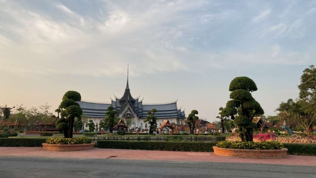 Panduan Liburan ke Thailand untuk Pemula Tanpa Tour Agen Panduan Liburan ke Thailand untuk Pemula Tanpa Tour Agen