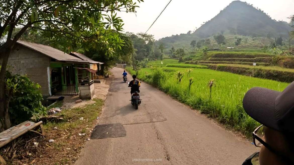 Pengalaman Trekking Sentul - Gunung Kuta & Curug Mariuk
